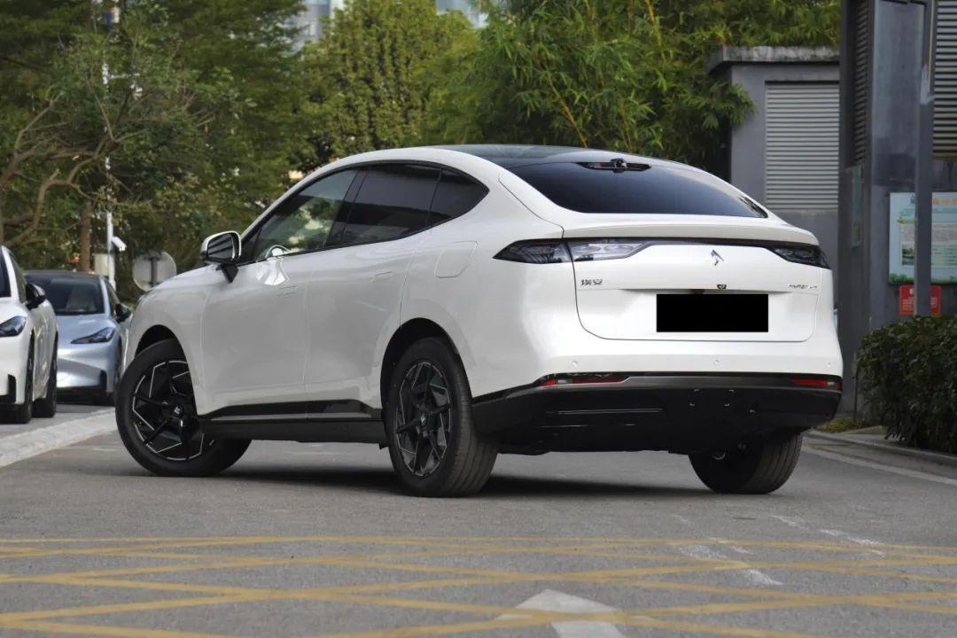 不怕厂家跑路！4款“国二代”SUV，20多万啥都给你配齐...
